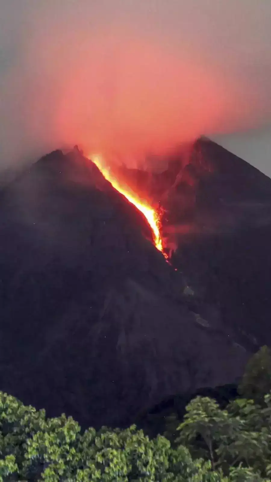 Indonesia Mount Merapi 2010 Eruption Damage Indonesia: Mount Merapi