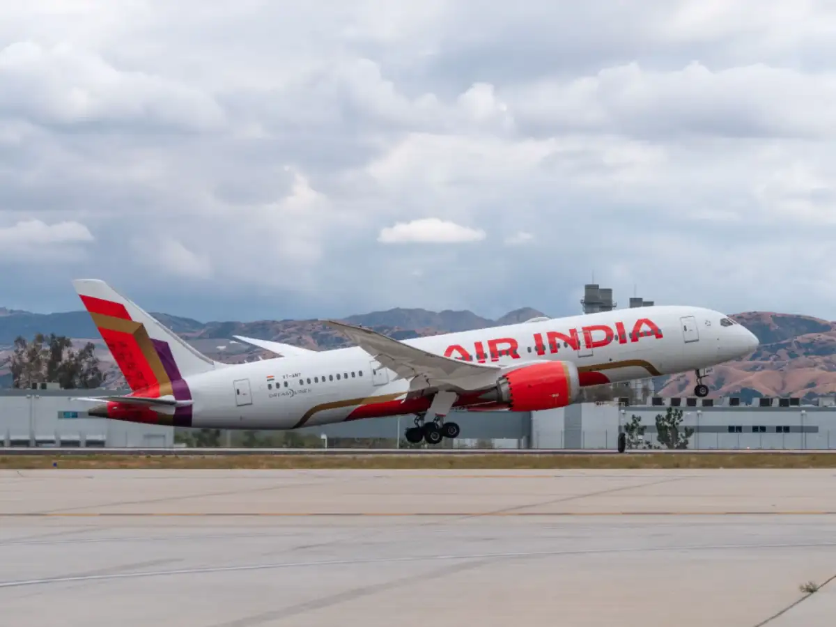 Air India's San Francisco-bound plane faces tech…