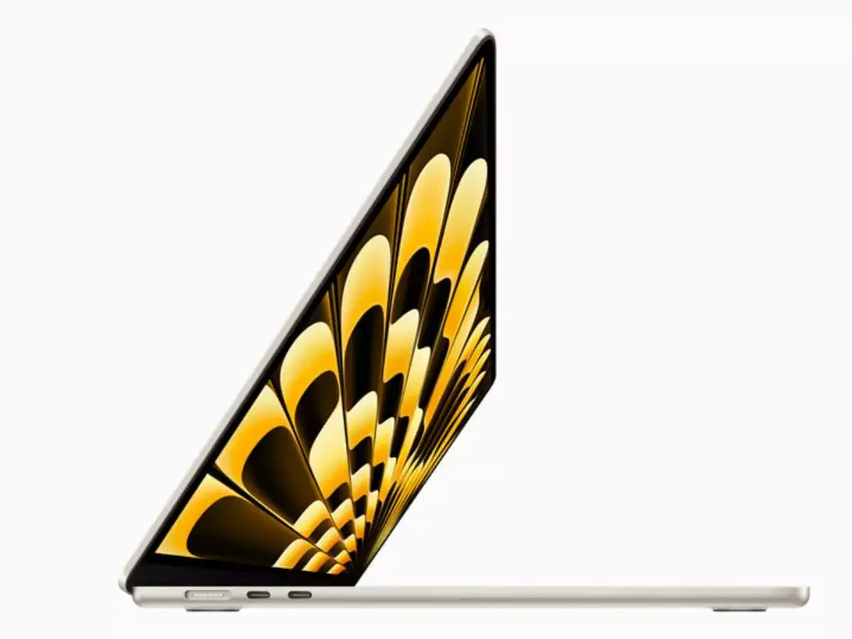 MacBook Air IngramBoris