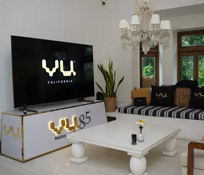vu smart tv: Vu's ultimate cinema experience at home: The new Vu 98 ...