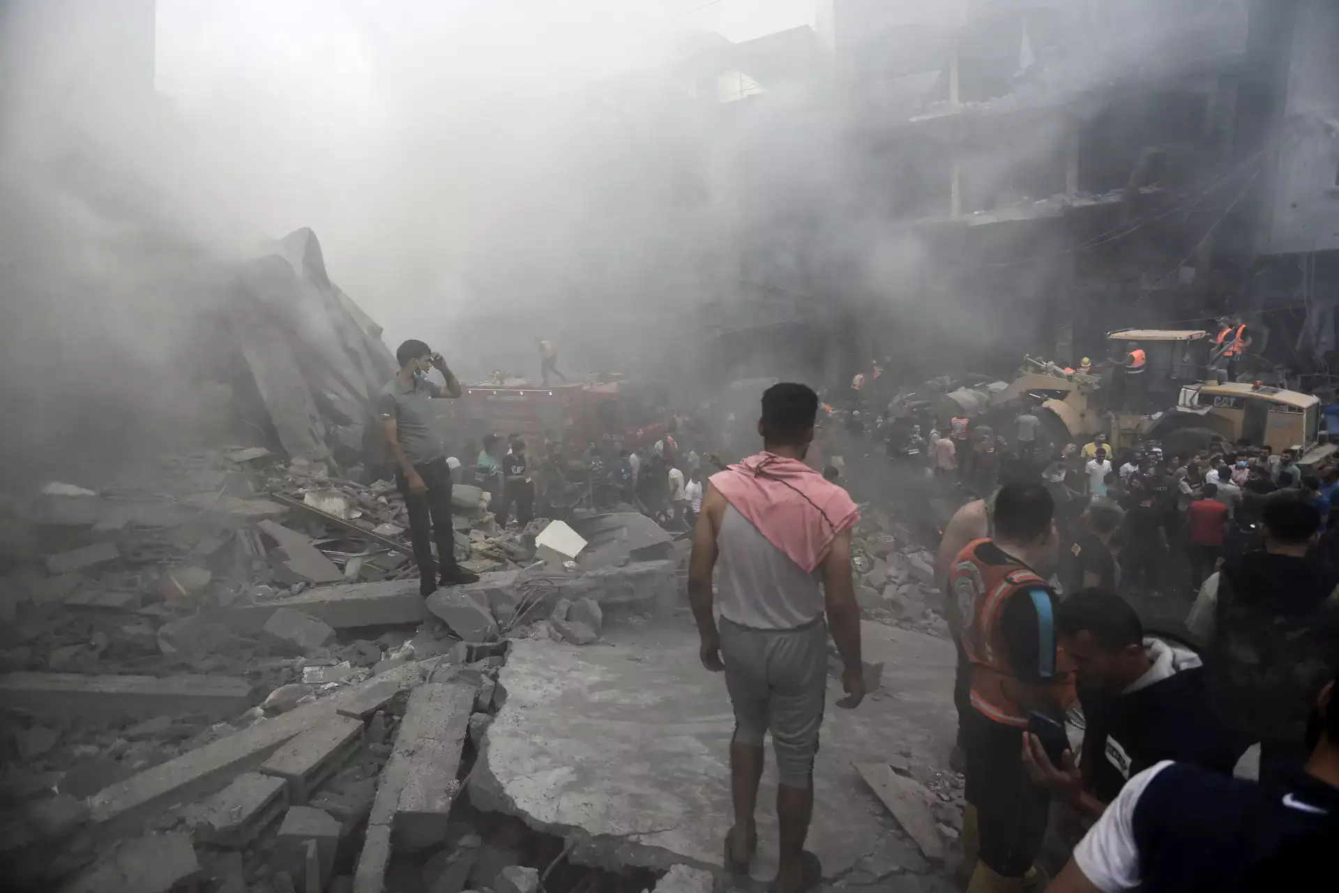 gaza strip: As Israel bombs Gaza; here's a look at the strip of land ...