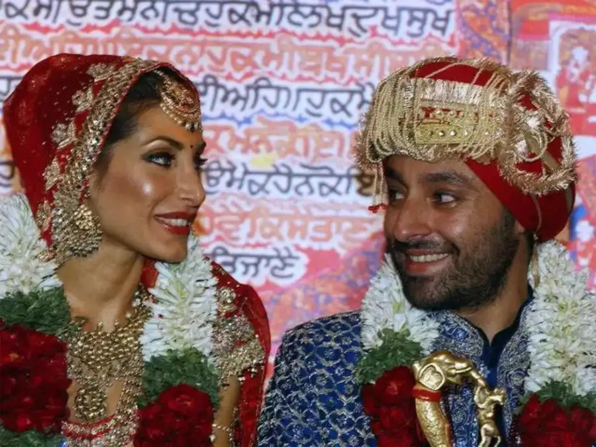 Singhanias hit splitsville; Bill Gates, Jeff Bezos, Elon Musk & other ...