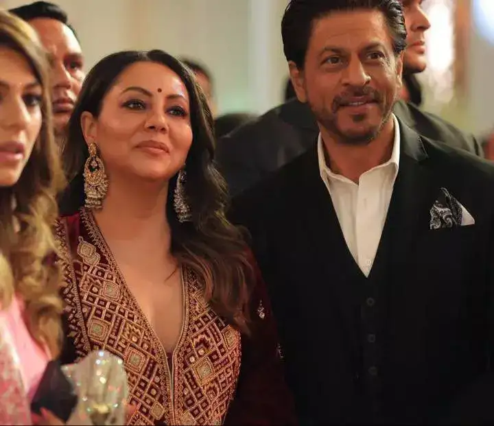 Shah Rukh Khan: Ira Khan-Nupur Shikhare's wedding reception: Shah Rukh Khan and wife Gauri Khan ...