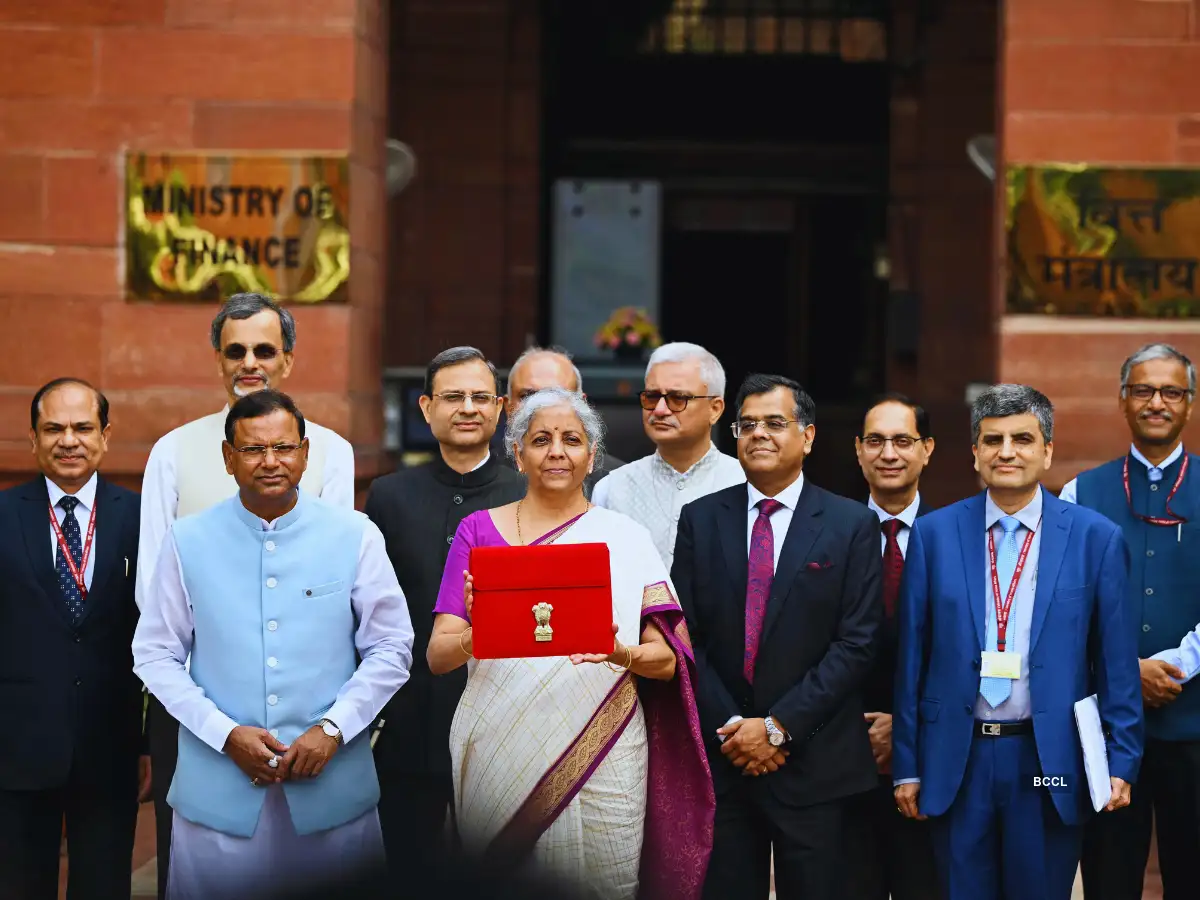 Budget 2024-25: Watch video of President Droupadi Murmu giving 'dahi ...