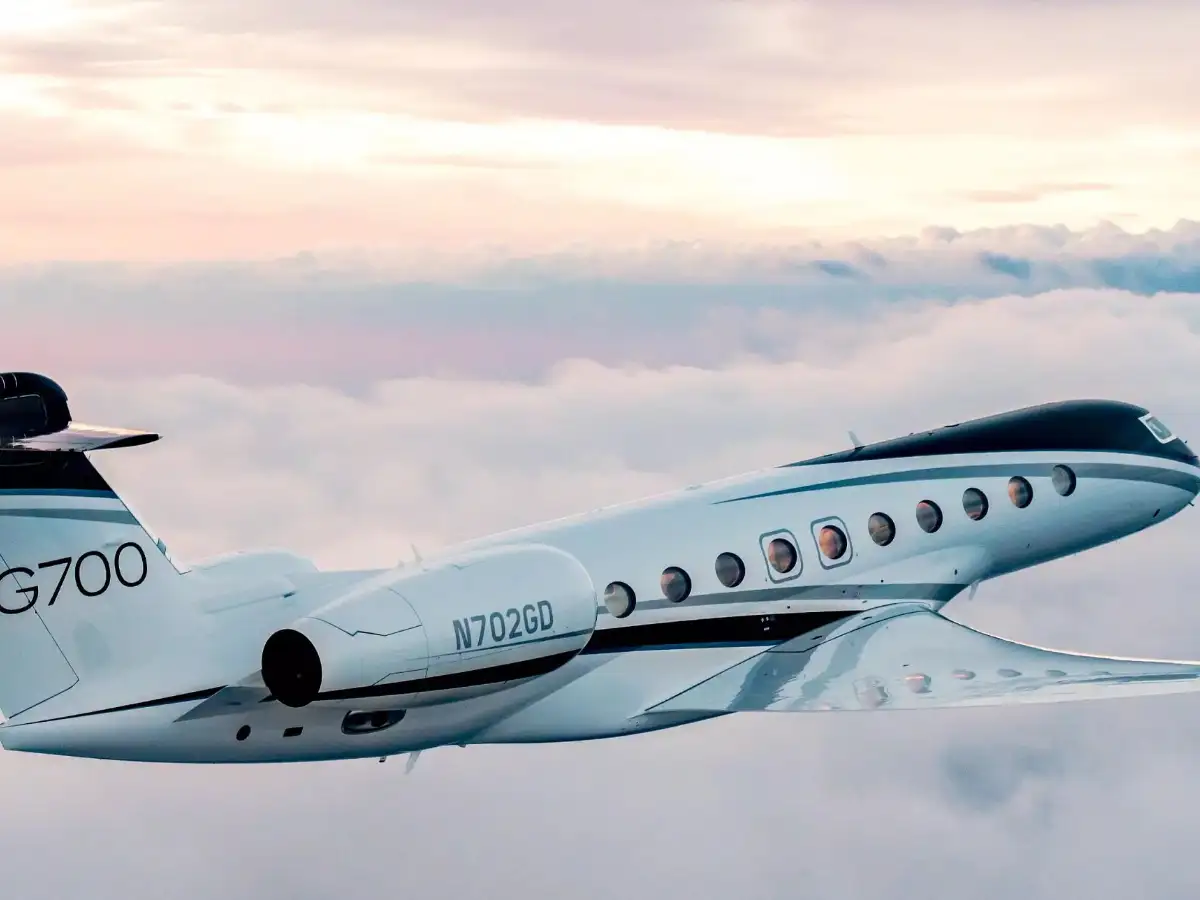With luxury and sustainability, Gulfstream G700 gives a new meaning to business jets - The ...