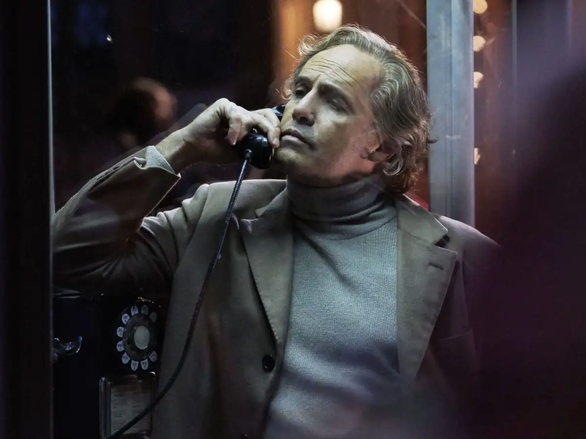 Titanic star’s shocking Marlon Brando transformation in biopic goes ...