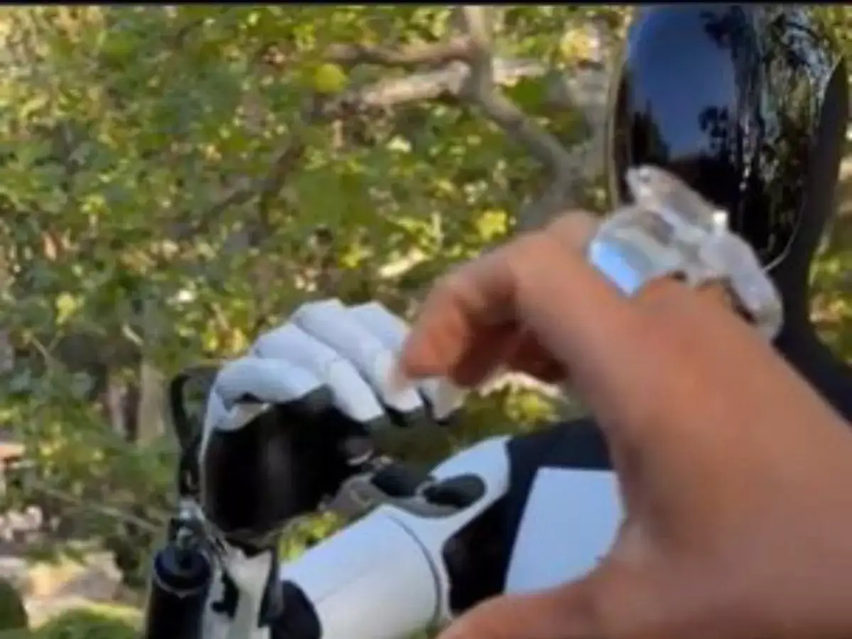 Kim Kardashian introduces her 'low maintenance' boyfriend, a gift from ...