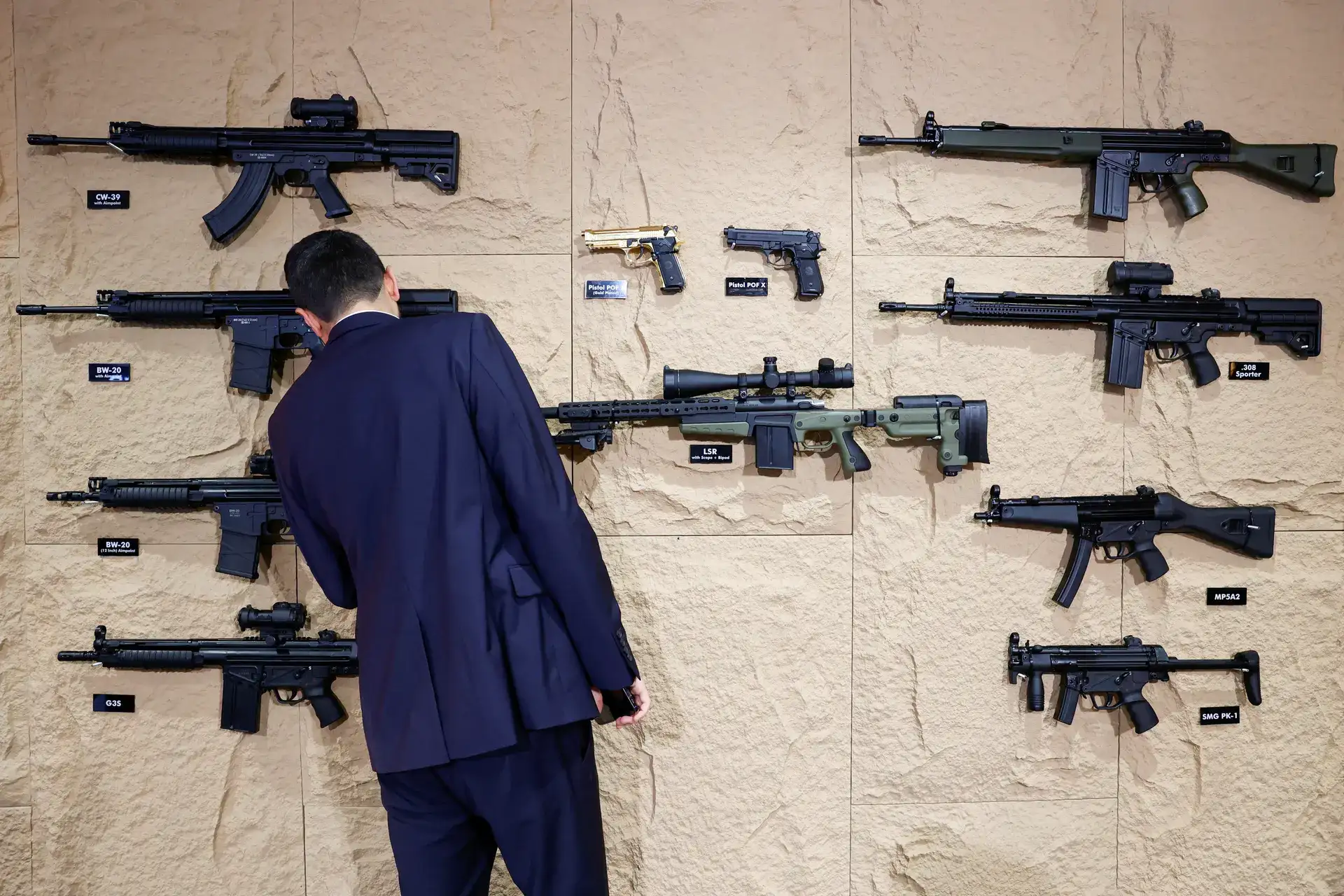 'Pakistan to earn USD 30 billion from defence exports in coming years ...