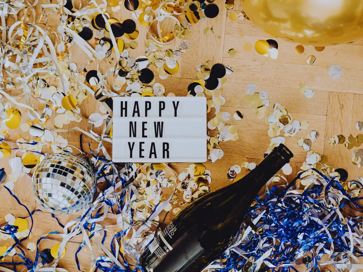 Happy New Year 2025 Wishes: 70+ unique messages, quotes you can send to ...
