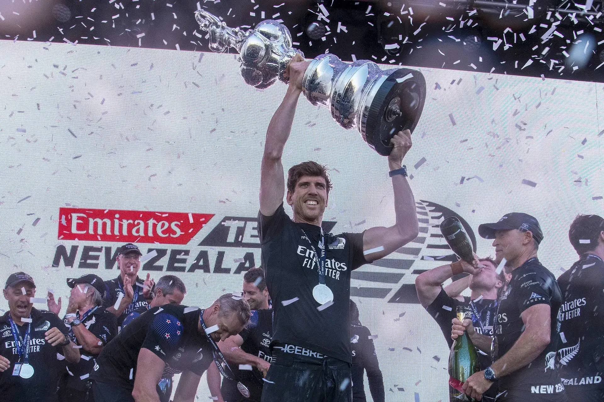 Peter Burling: Peter Burling leaves Team NZ, Olympian seeks time for ...