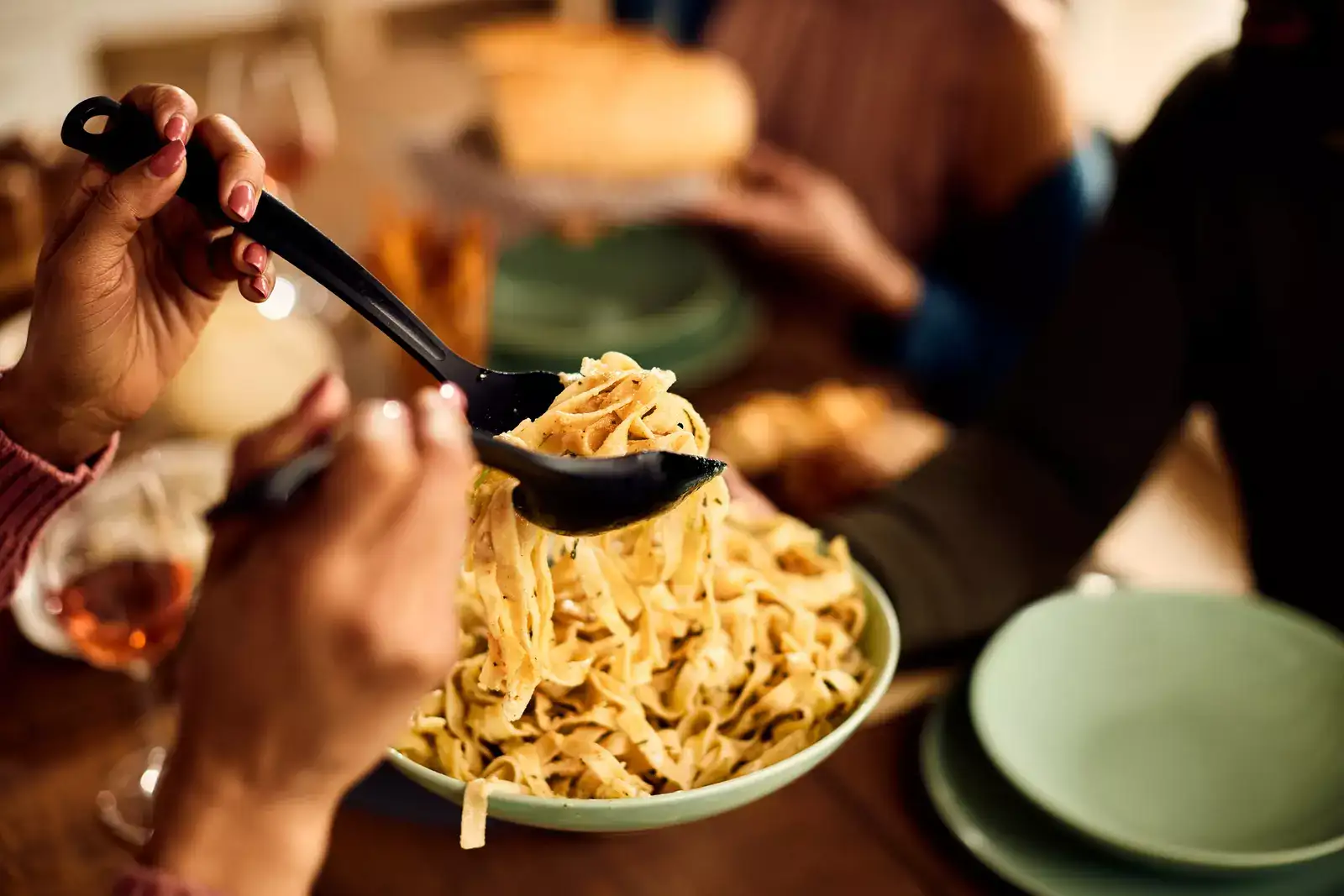 Can you eat pasta and still lose weight? Experts say yes, if you follow ...