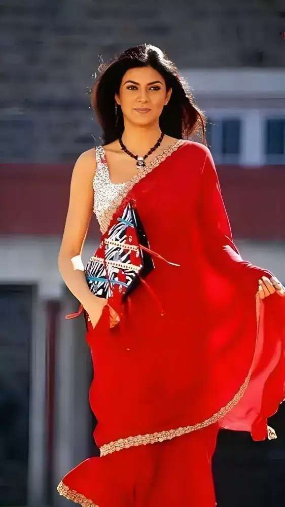 Why is Shah Rukh Khan the king of romance? Sushmita Sen reveals what it is really like to be ...