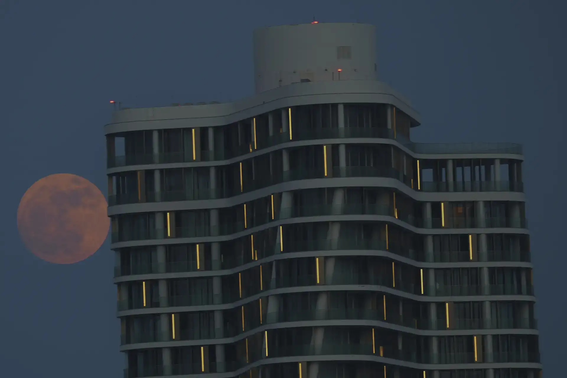 Strawberry Moon: Photos of extraordinary spectacle in the night sky ...