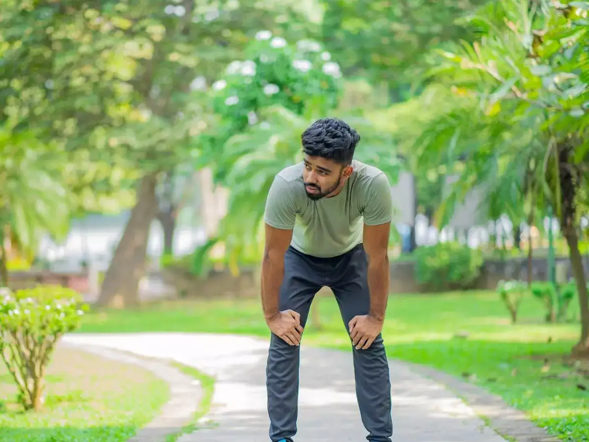 AIIMS doctor warns vegetarians of vitamin B12 deficiency: Symptoms ...