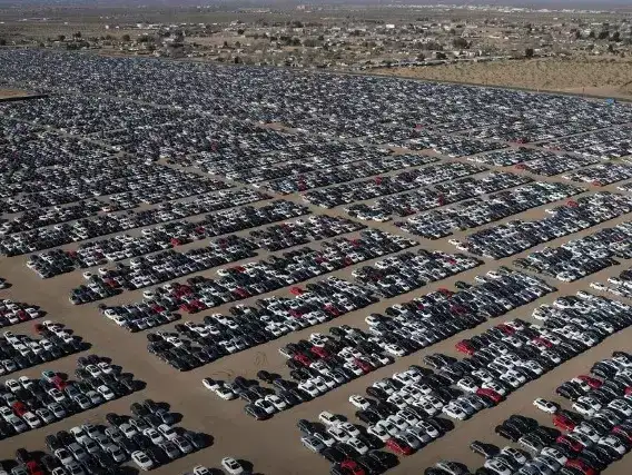 Mojave Desert Volkswagen Dieselgate car graveyard: Mojave desert ...