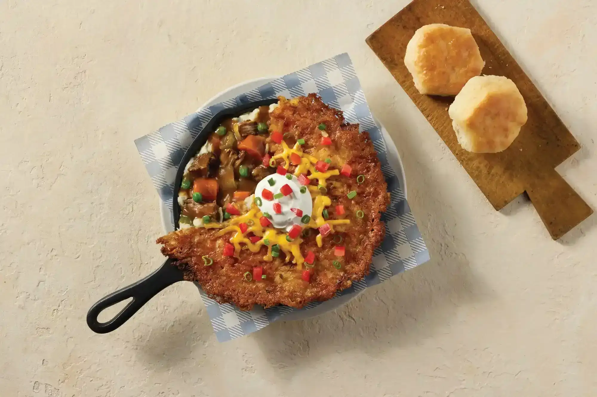 Cracker Barrel new logo: Cracker Barrel unveils sleek new logo and fall menu, stirring debate ...