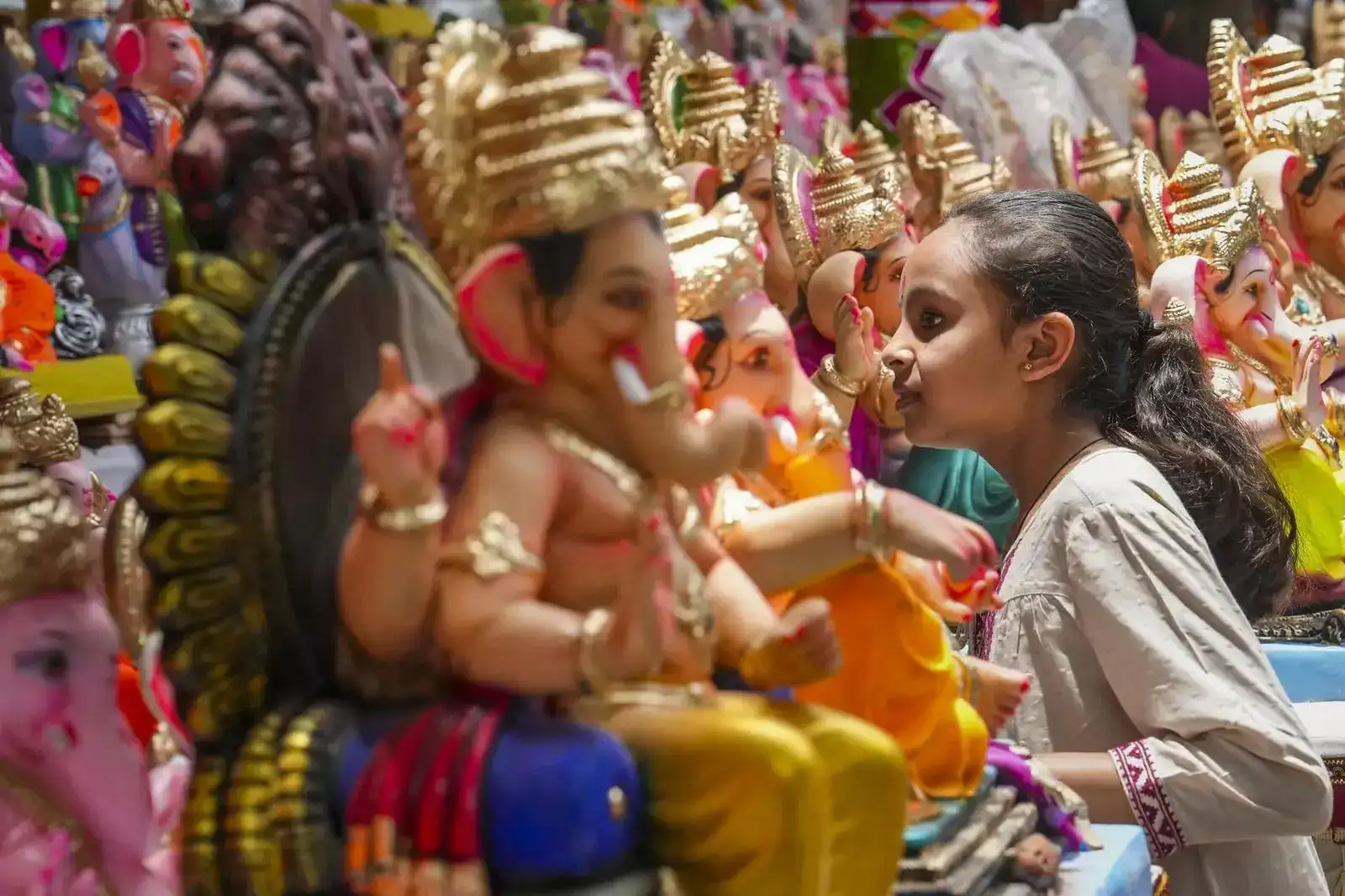 Happy Ganesh Chaturthi 2025 wishes, images, messages, and quotes to ...