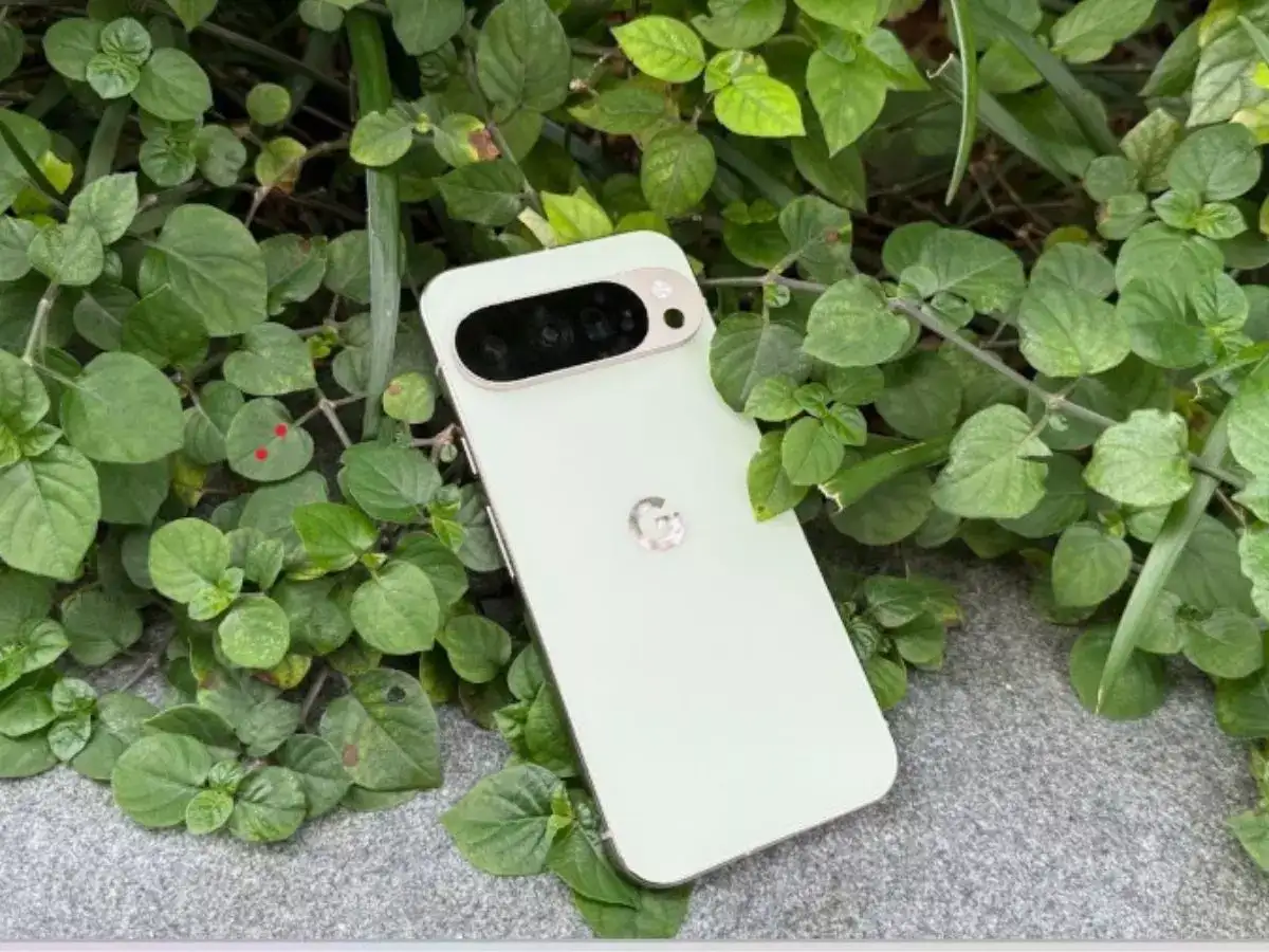 Google Pixel 10 Pro & Pro XL review - Google goes mainstream - The ...