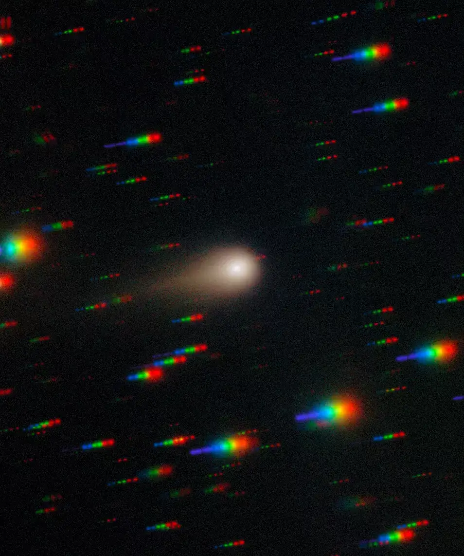 3I/ATLAS growing a tail? Fresh photos captured by scientists reveal ...
