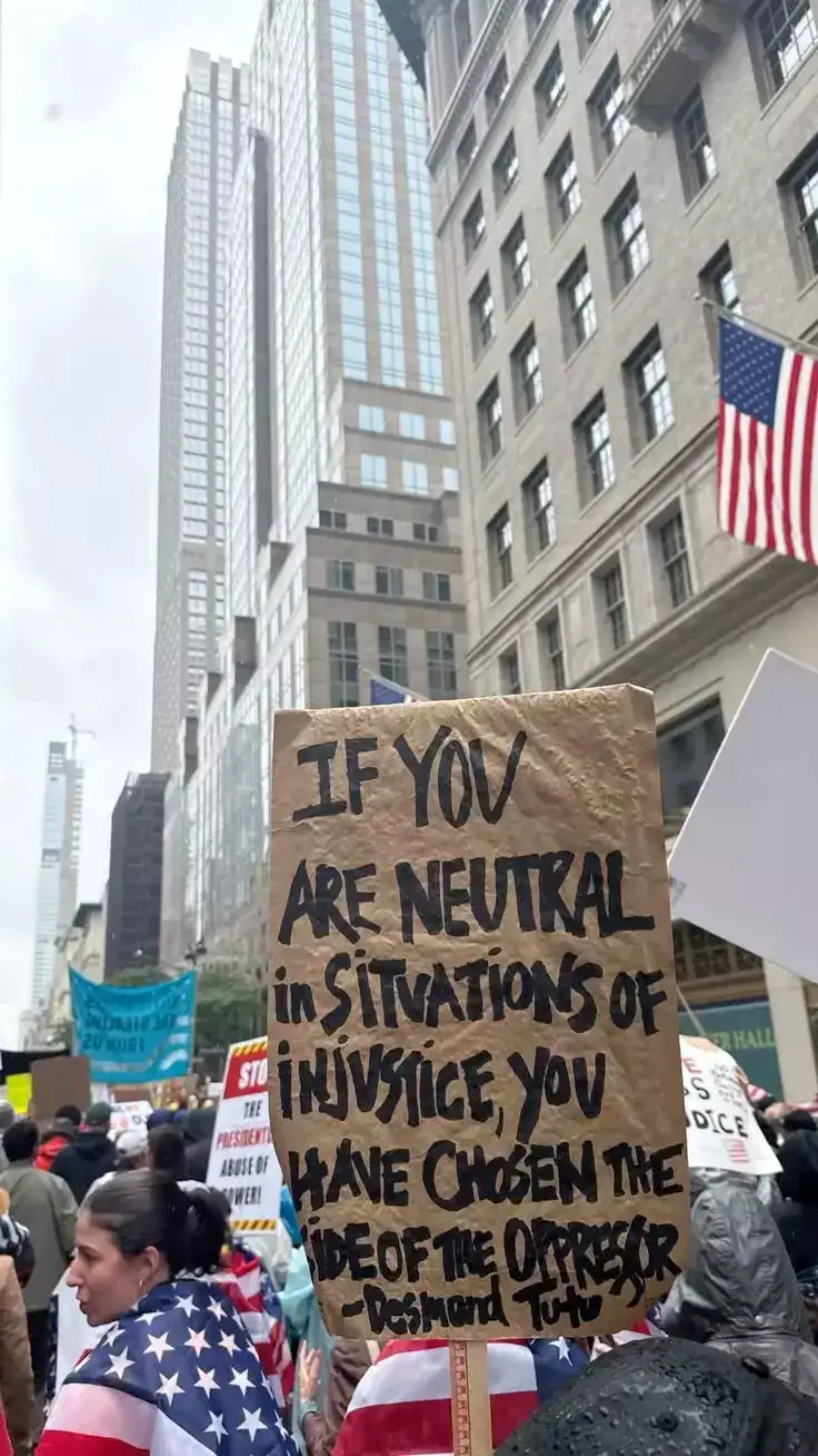 no kings protests: No Kings protest sign ideas: Here are some themes ...