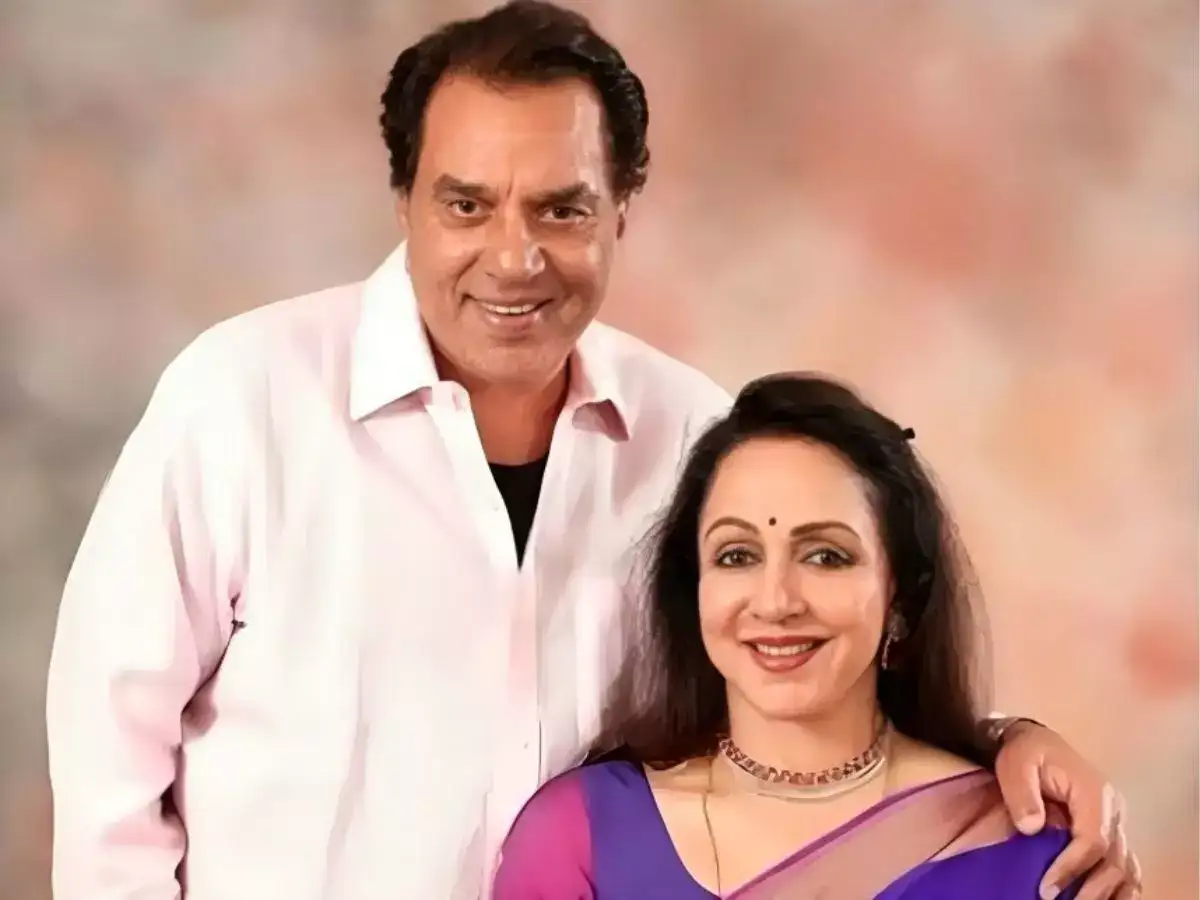 'No one can be like him': Hema Malini’s moving note about Dharmendra ...