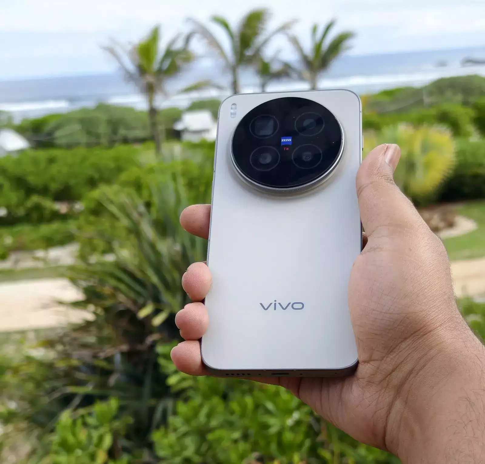 Vivo X300 Pro review: It goes beyond cameras - The Economic Times