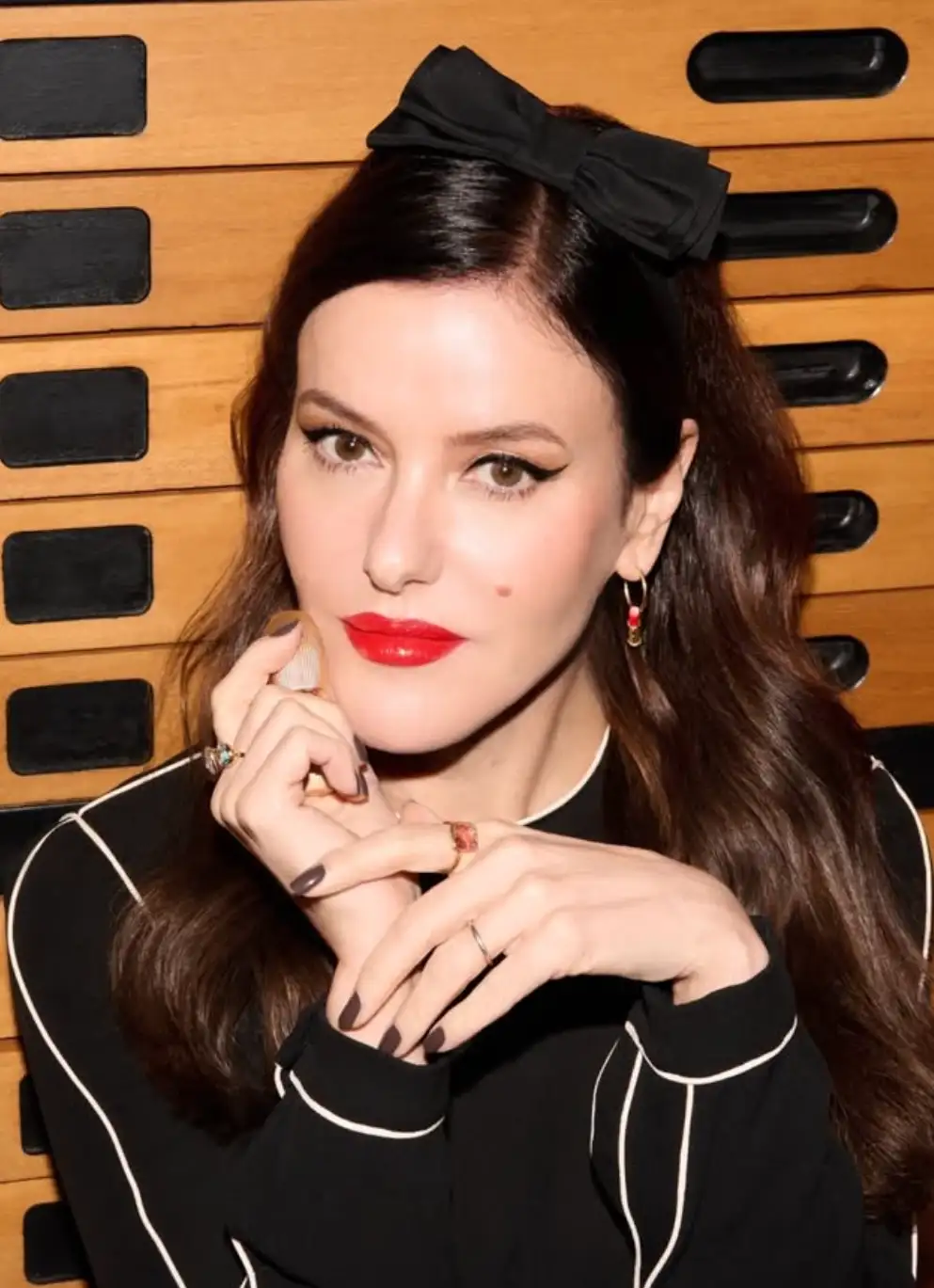 What Lisa Eldridge’s Recent Tutorials Reveal About the Return of ...