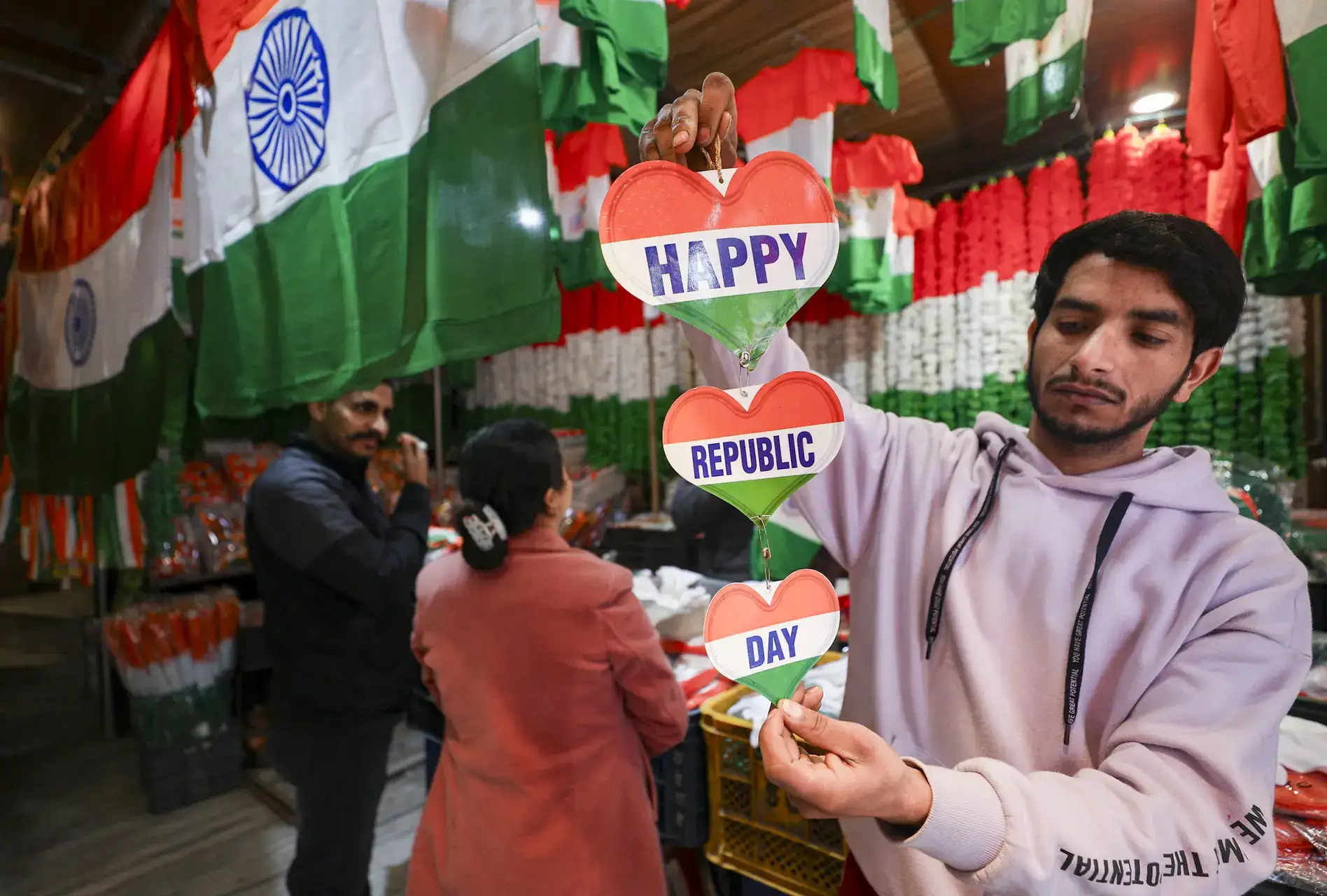 Happy Republic Day 2026 Images: 50+ Wishes, quotes, greeting card ...