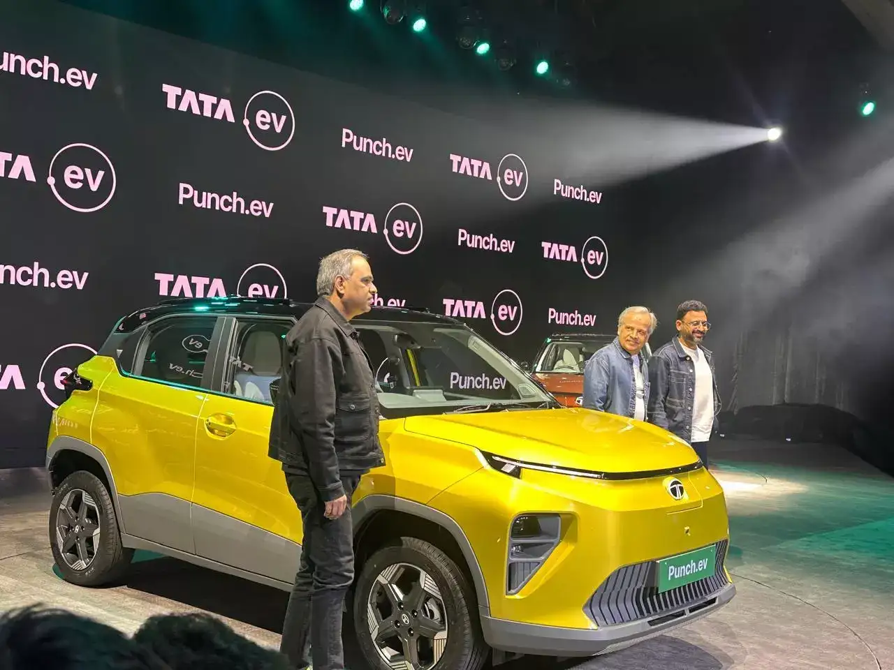 Tata Punch EV Facelift 2026 launch: Check price, range, battery ...