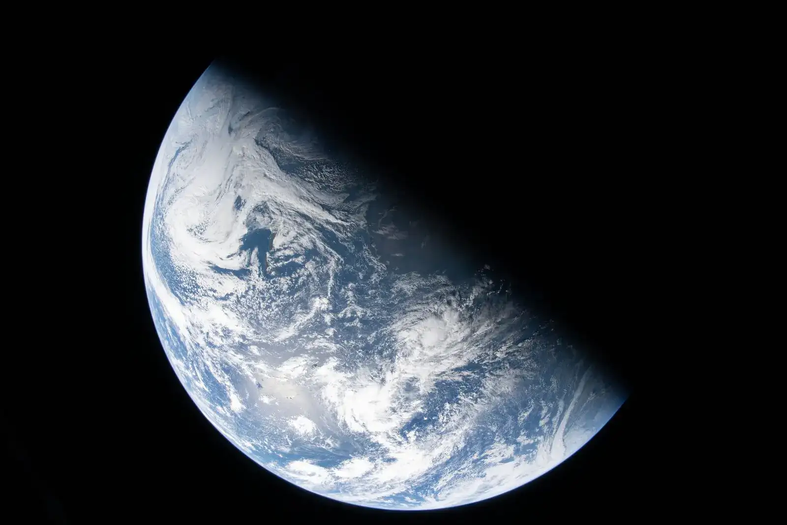 Artemis II Orion Spacecraft Sends Back First Earth Views From Deep artemis-ii-orion-spacecraft-sends-back-first-earth-views-from-deep