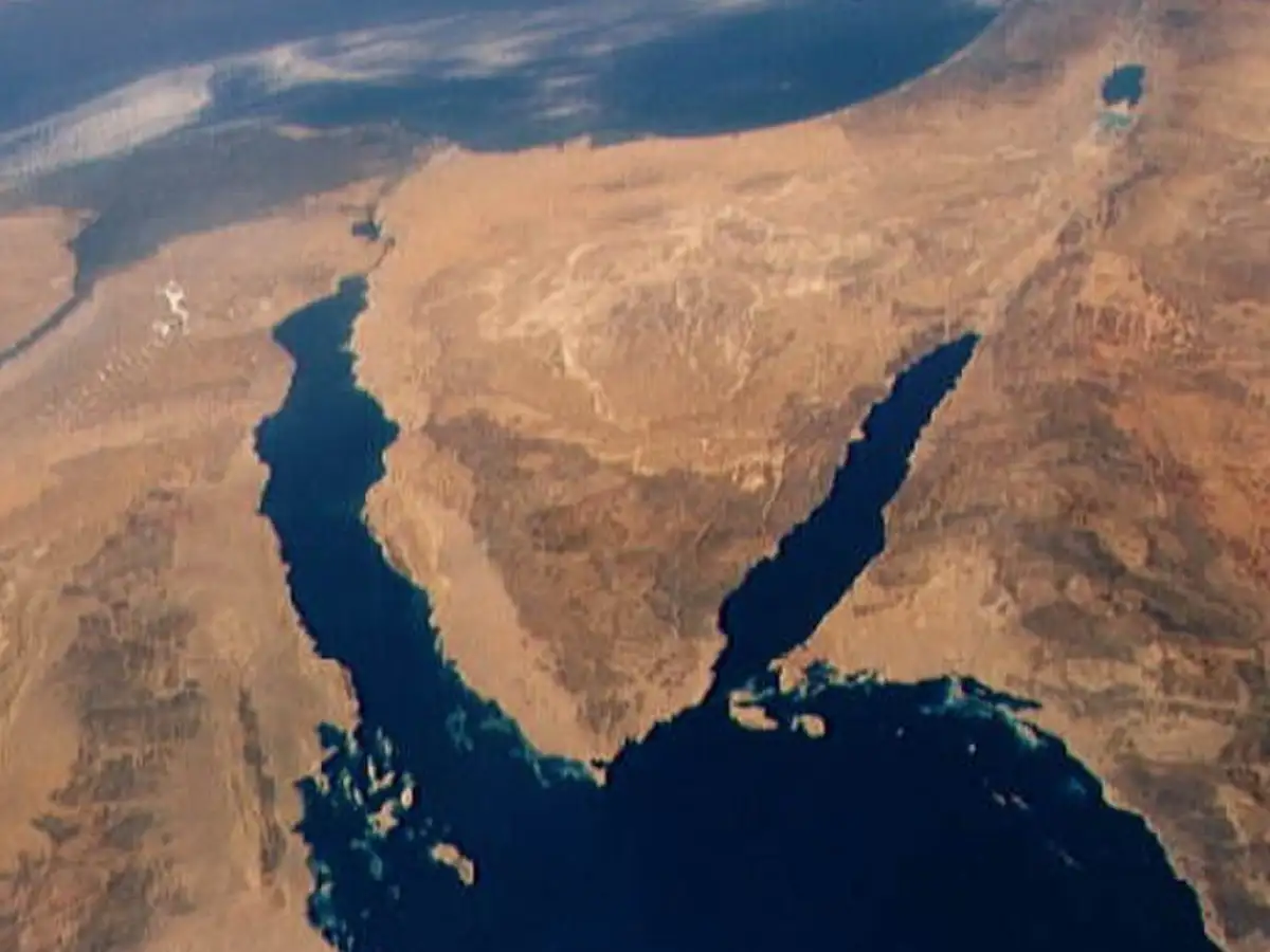 Africa Is Splitting Apart Faster Than We Thought, Forming a New Ocean ...