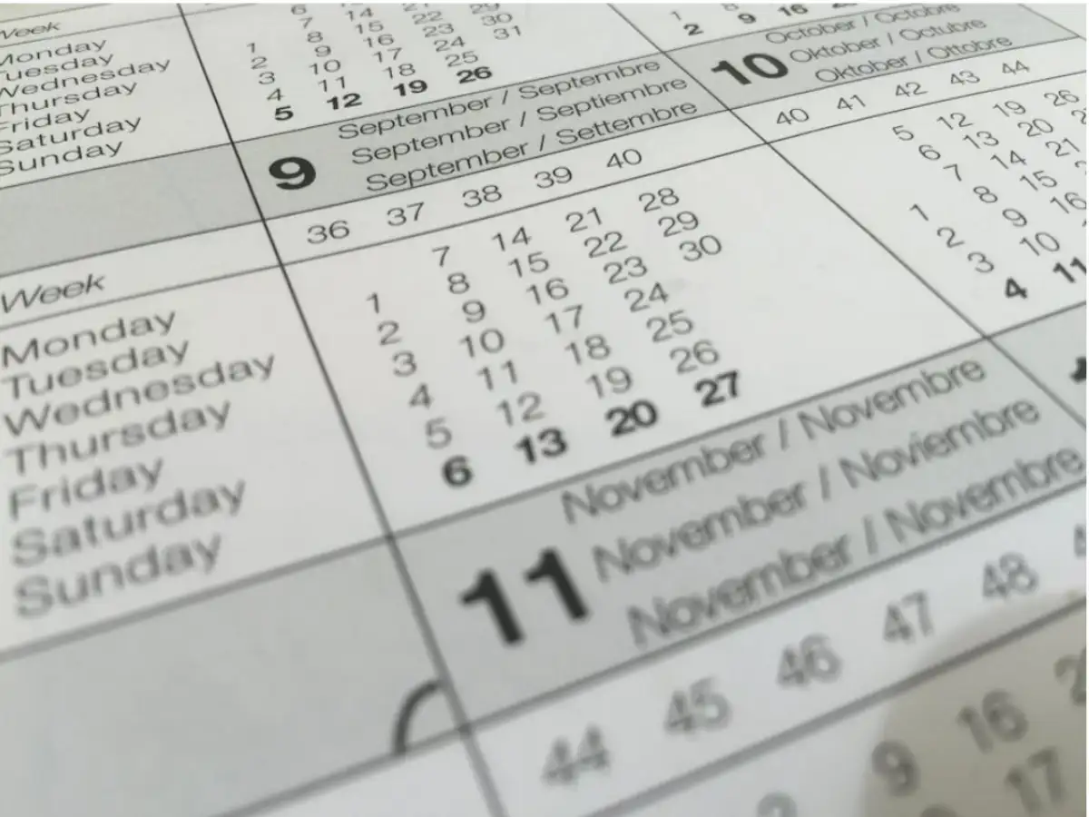 Psychology suggests people who keep a paper calendar on the fridge aren ...