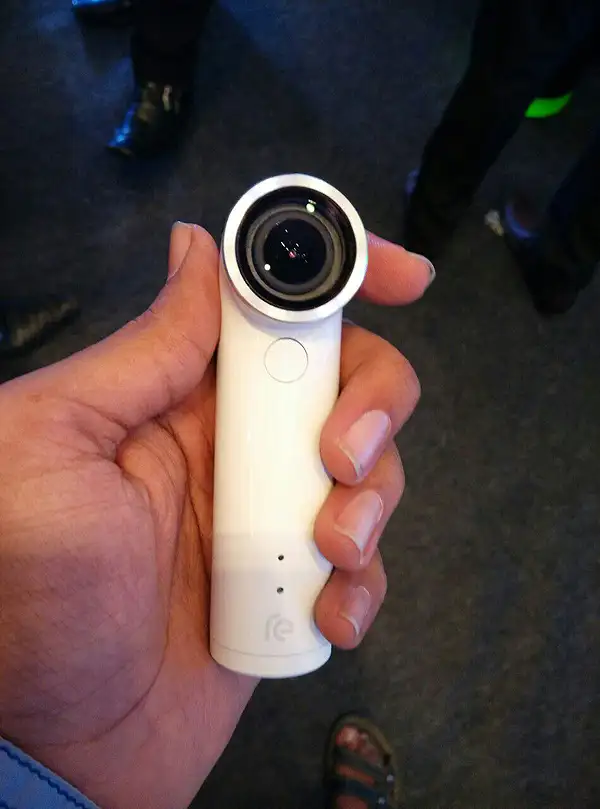 Gadget Review: HTC RE camera makes photography a child's play - The ...