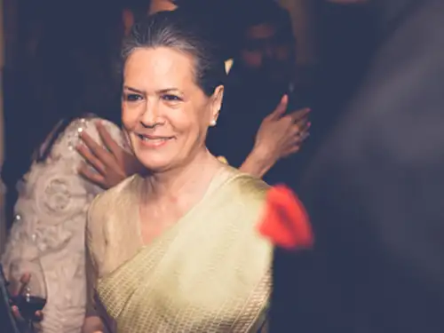 Mukul Deora-Nitasha Thapar wedding: An elegant & emotional affair - The ...
