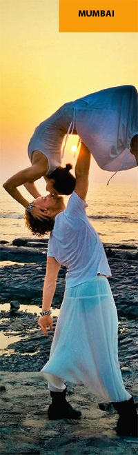 The acrobat couple of Cheetah Platt and Rhian Woodyard married 38 times ...