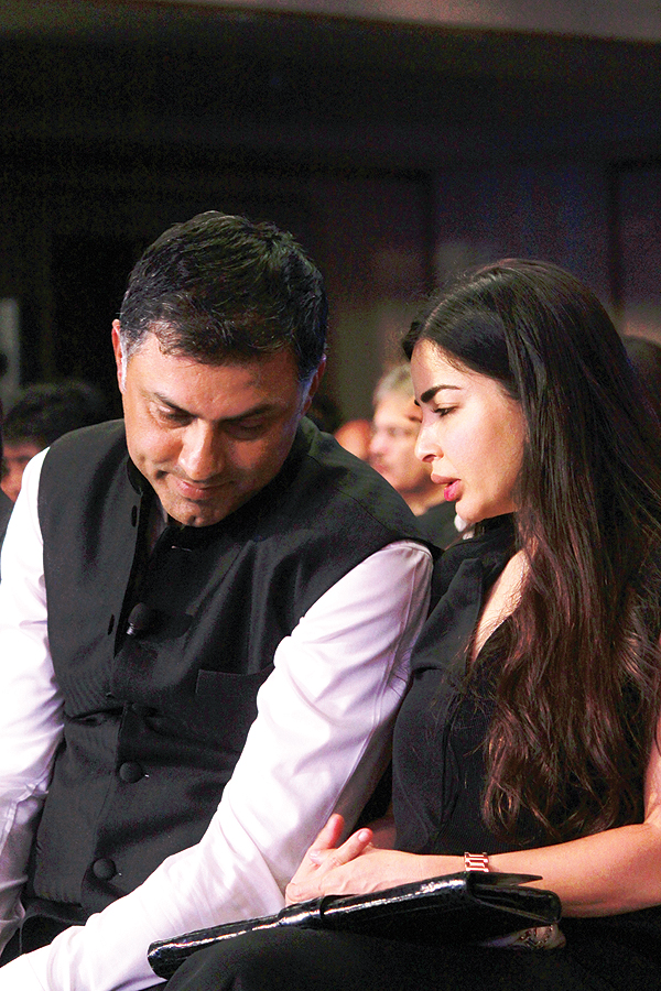 When Nikesh Arora held his wife Ayesha's hand at the ET Awards - The ...