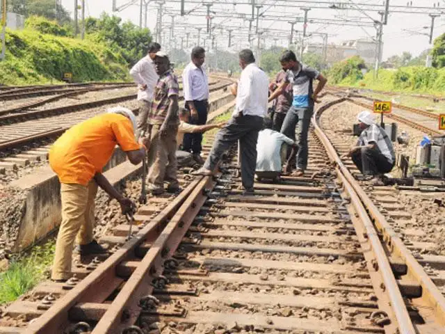 Indian Railways' Track Management System goes online - The Economic Times