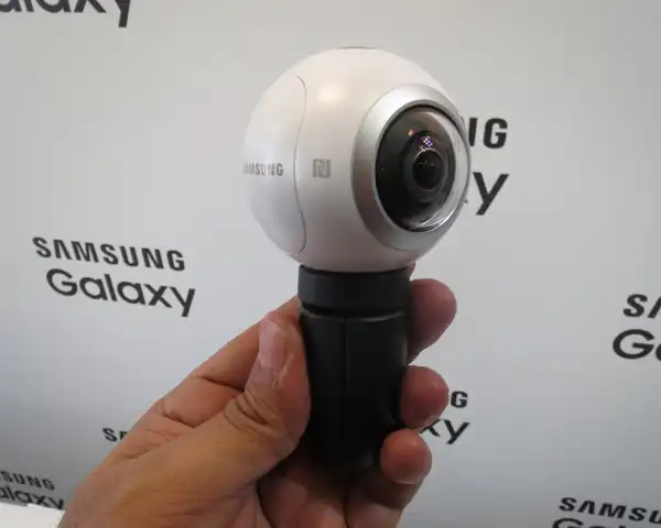 Samsung Gear 360 is the company's first 360 degree camera - The ...