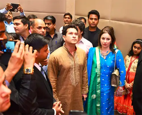Sachin Tendulkar's love story will make you value your smartphone - The ...
