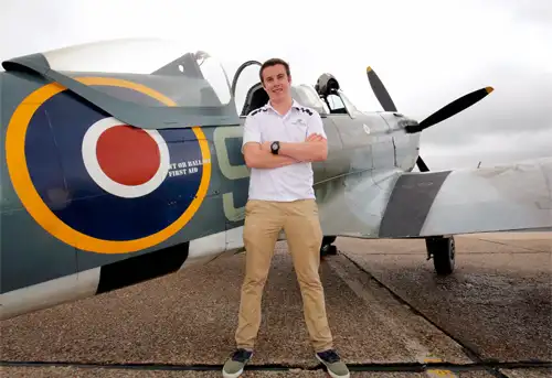 Aussie teenager Lachlan Smart becomes youngest pilot to fly solo around ...