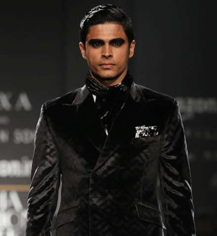 ashish soni: Ashish Soni's style code for 2017: Puddle pants, zardozi ...