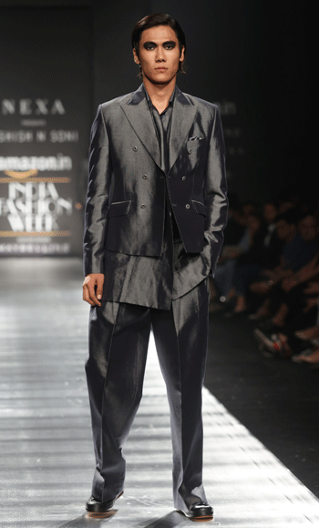 ashish soni: Ashish Soni's style code for 2017: Puddle pants, zardozi ...