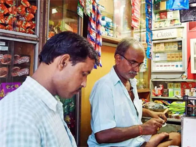 Digital Payments: Shop owners back cash, not digital payments - The Economic Times