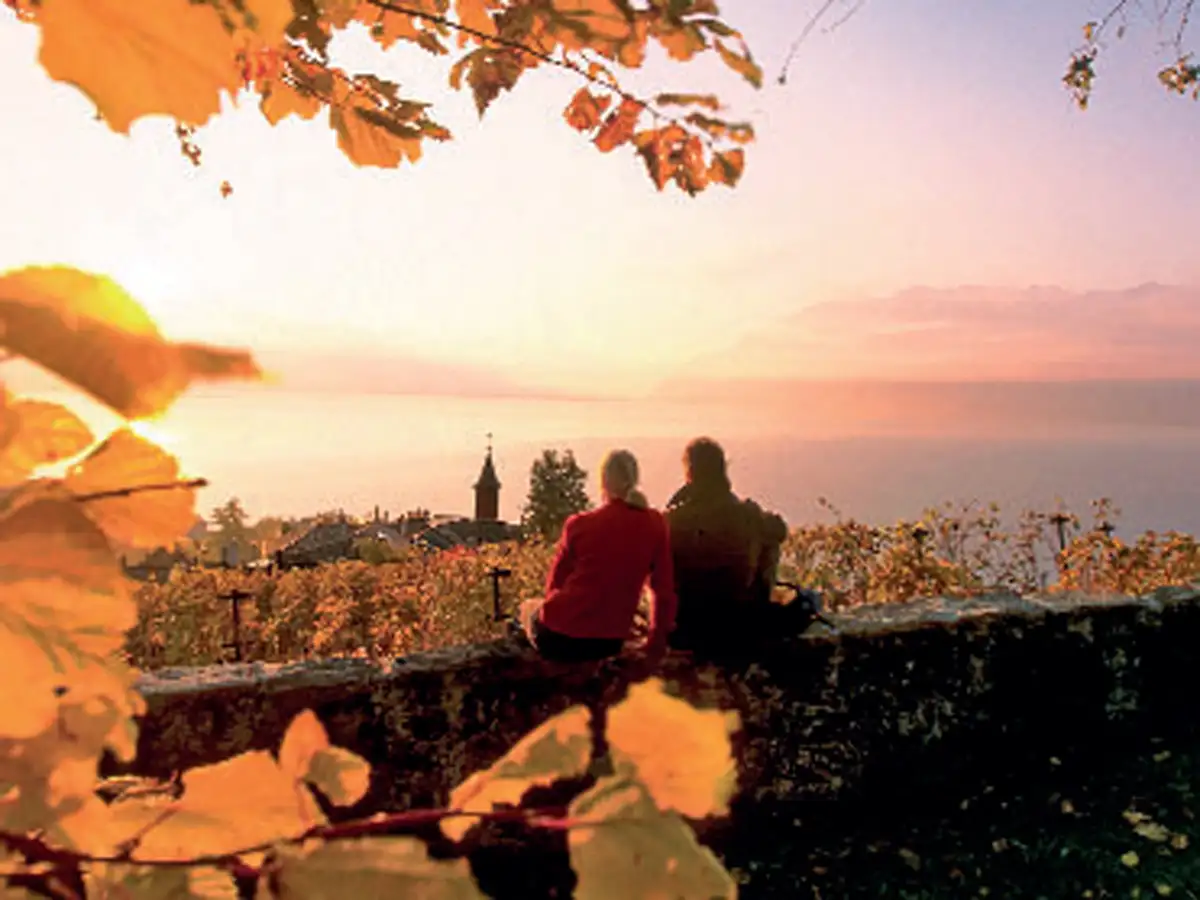 Switzerland: Hiking, bonfires, trekking: Switzerland is your go-to ...