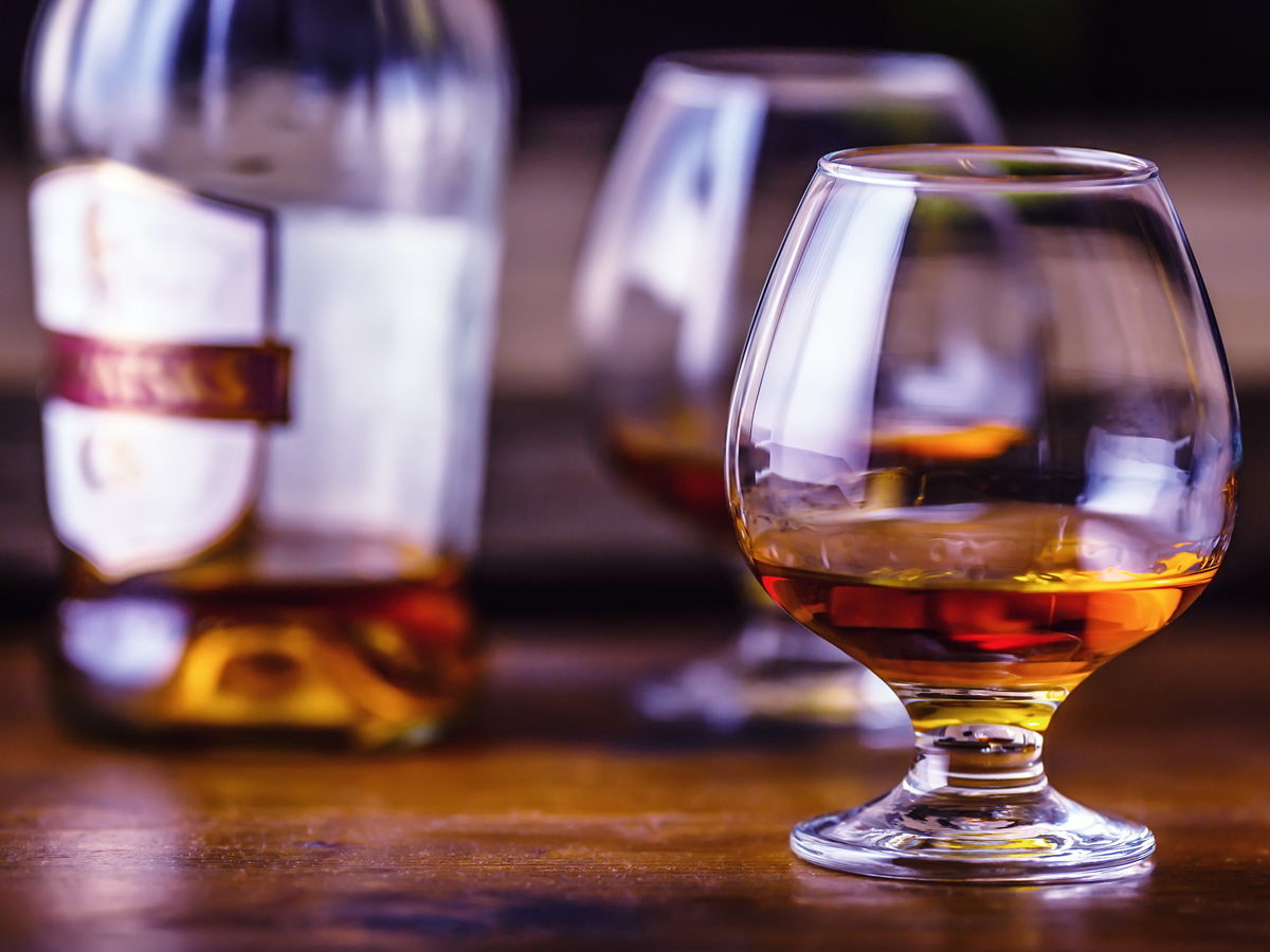 bar: Don't just buy expensive bottles: Pro-tips to set up your very own ...