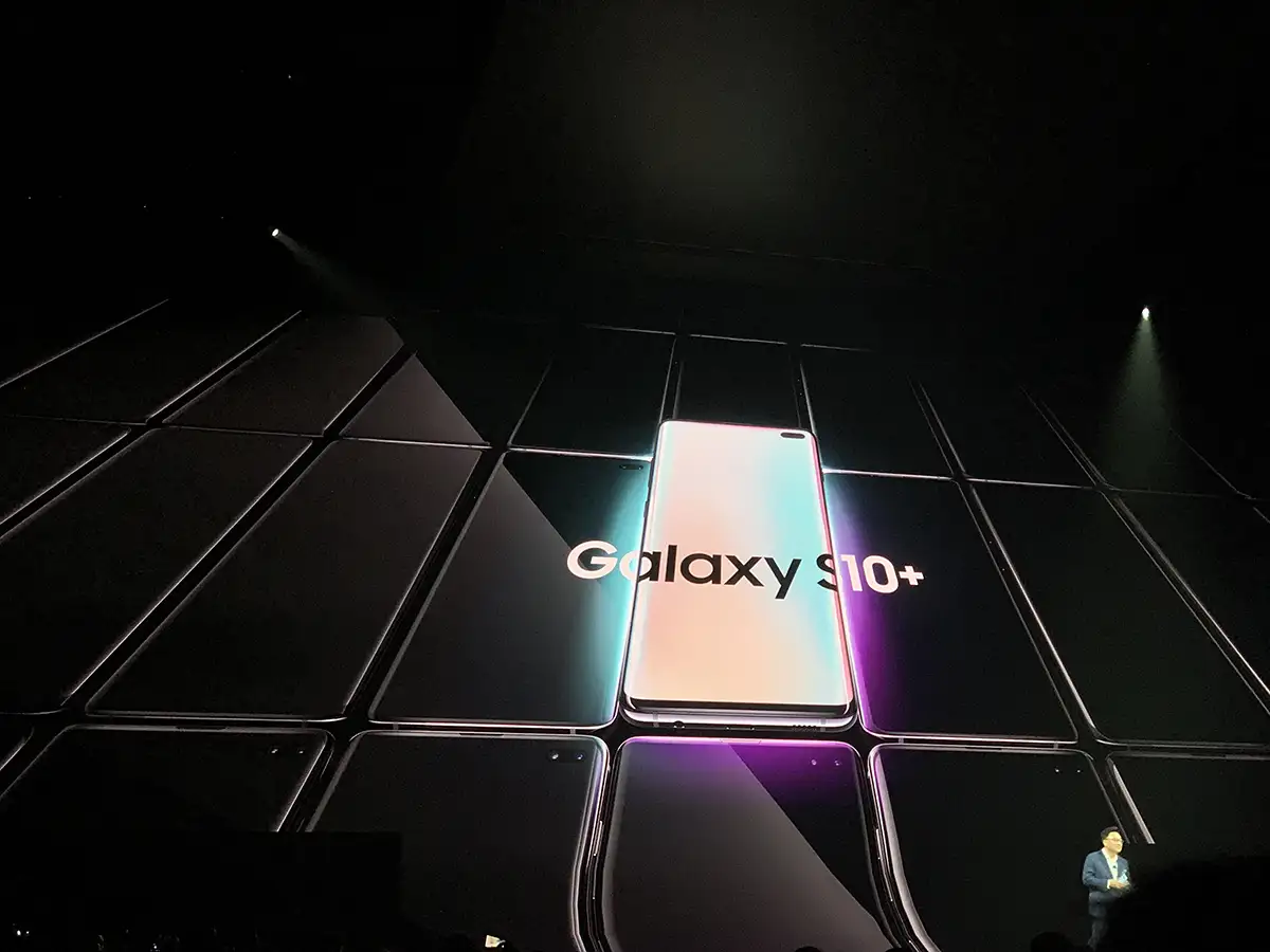 Samsung: Samsung Galaxy S10e, S10, and S10+ smartphones launched ...