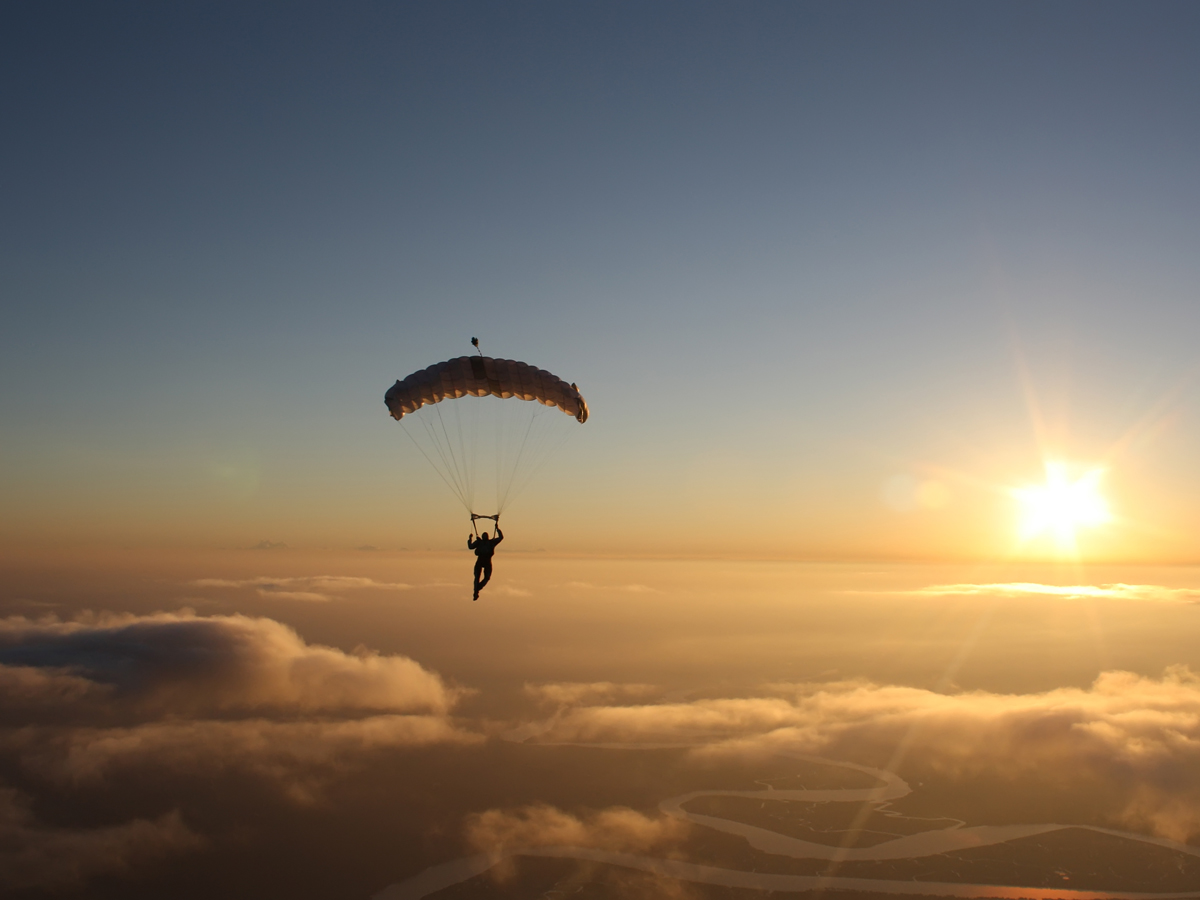 Leonardo da Vinci: Did you know that the parachute & diving suit were ...