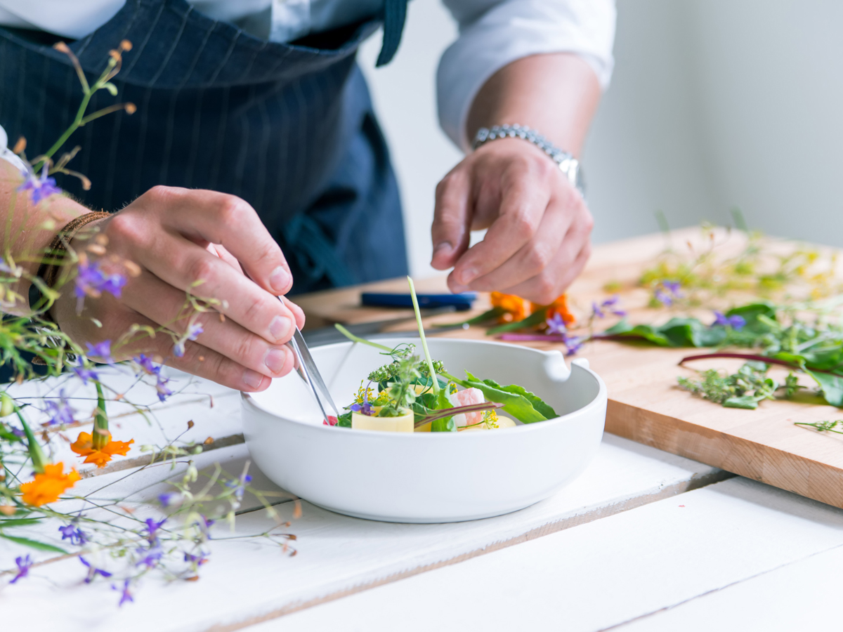 Celebrity Chef: Add spice to culinary skills: Bengaluru is getting a ...