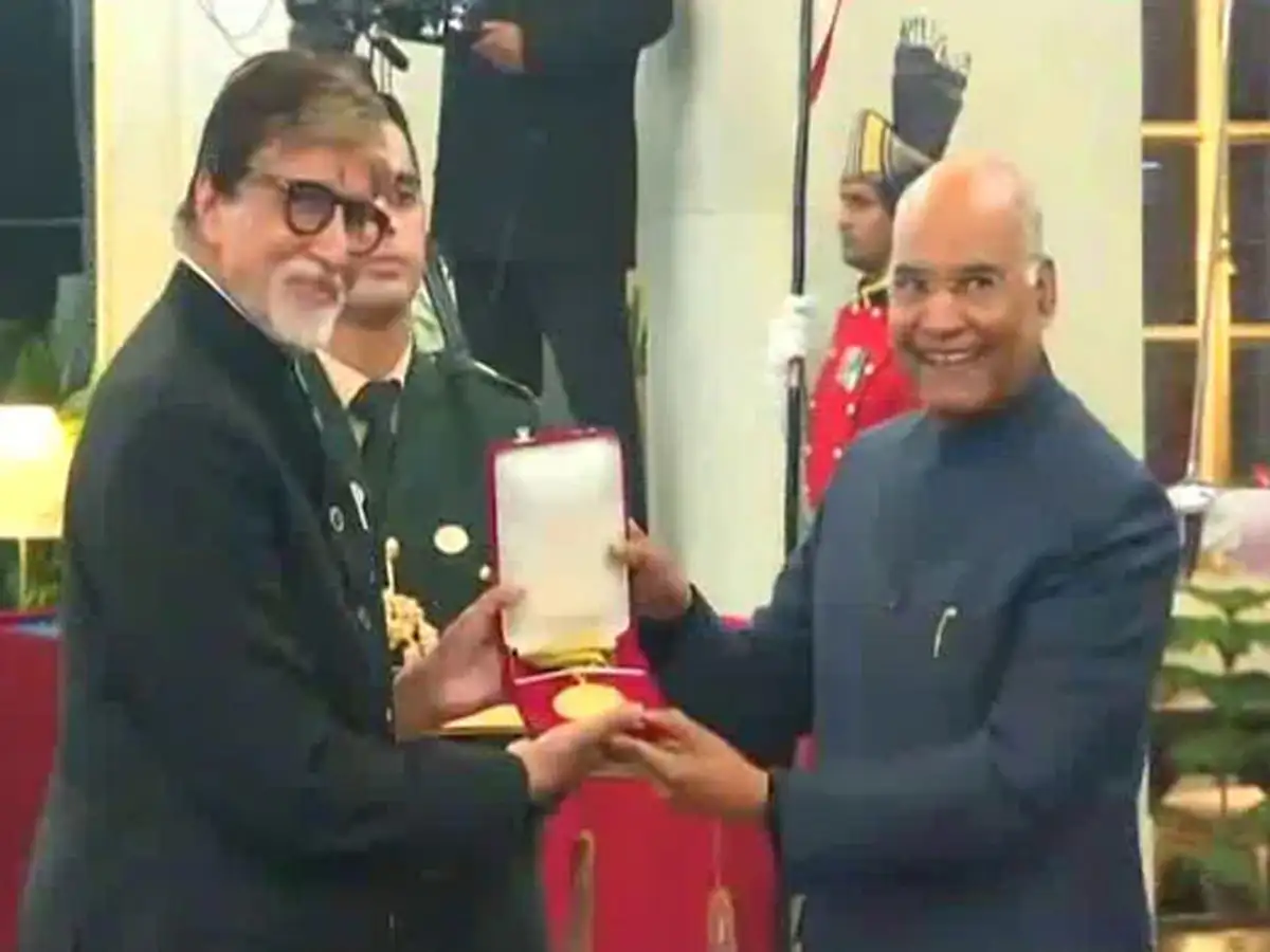 Amitabh Bachchan honoured with Dadasaheb Phalke Award, says he is ...