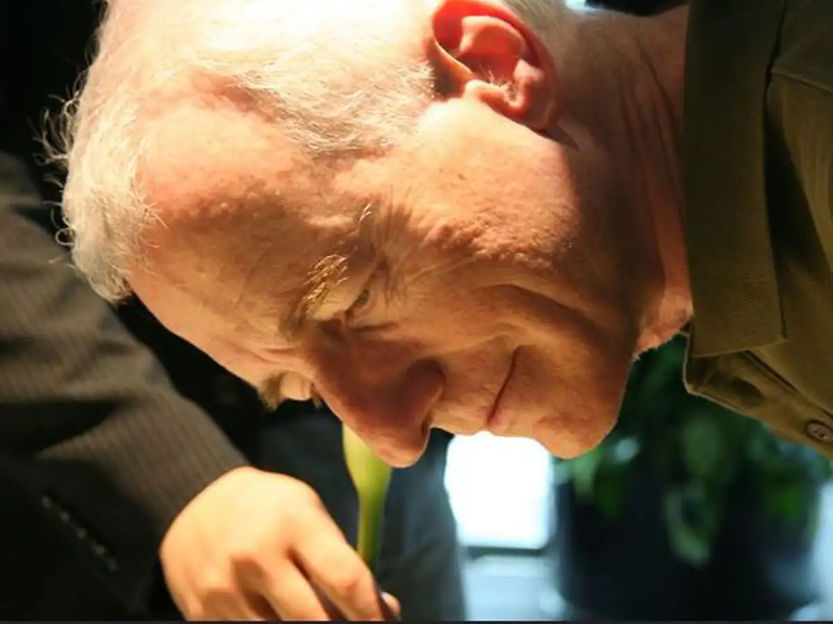 Stanford University: Obit: A look back at the life of Larry Tesler, the ...